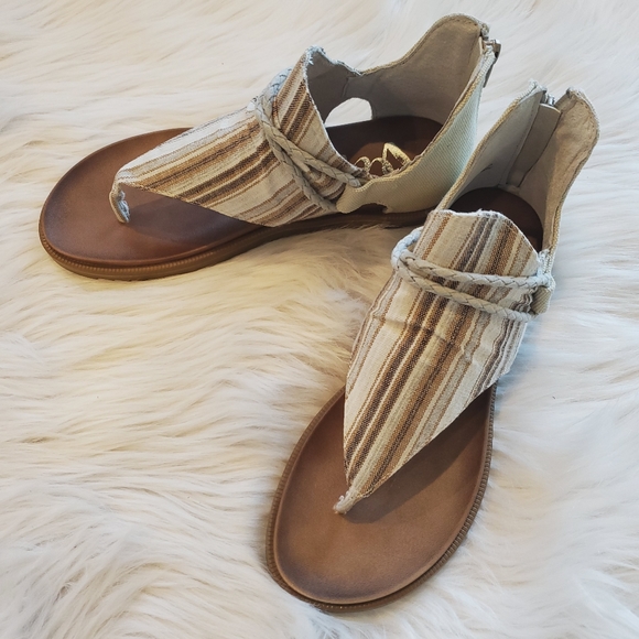 Gypsy Jazz | Shoes | Authentic Gypsy Jazz Dakota Cream Sandals | Poshmark